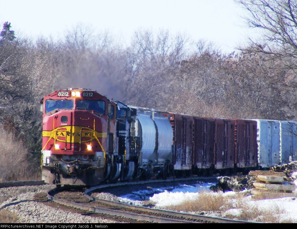 BNSF 8212